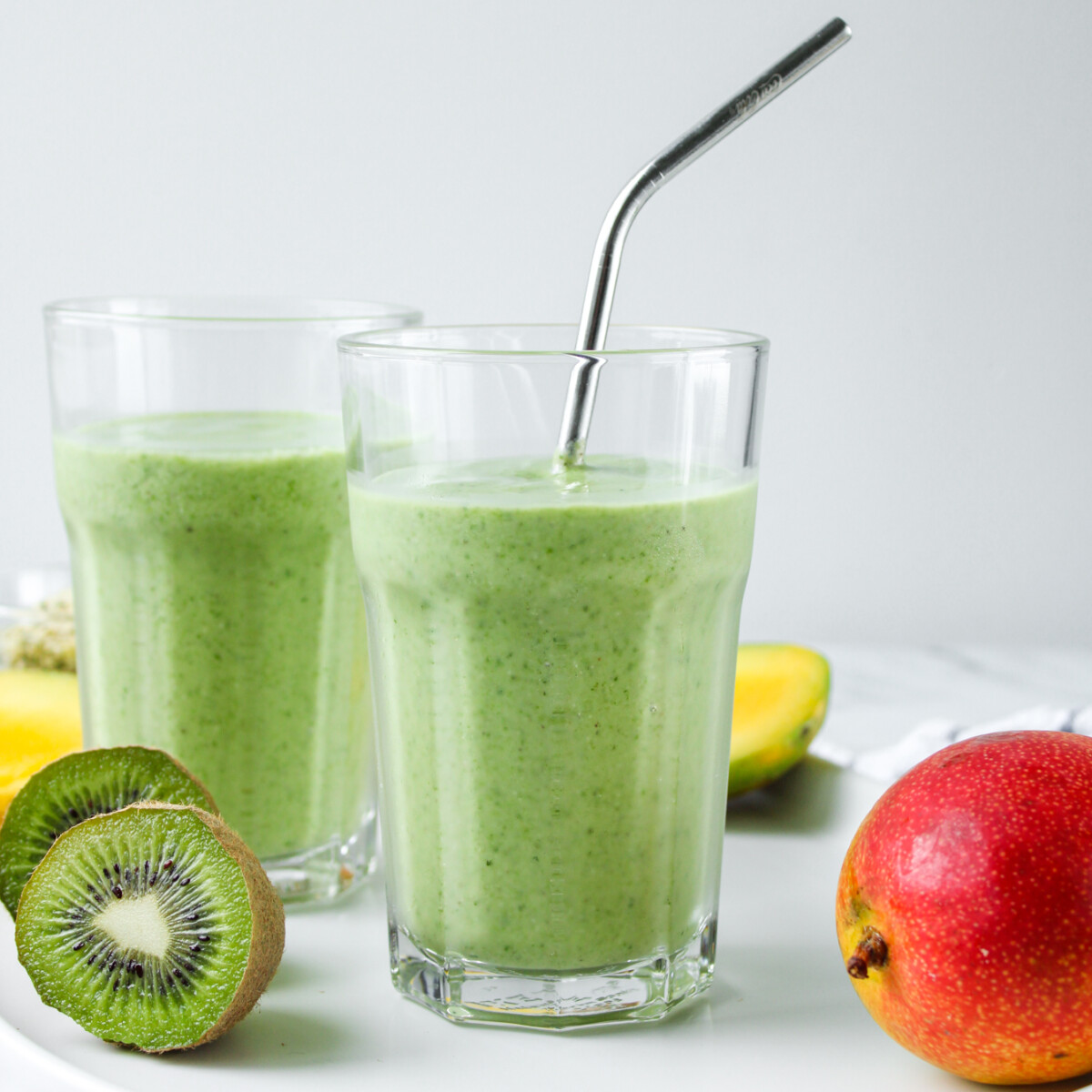 Kiwi Mango Smoothie (No Banana) | All Nutrition